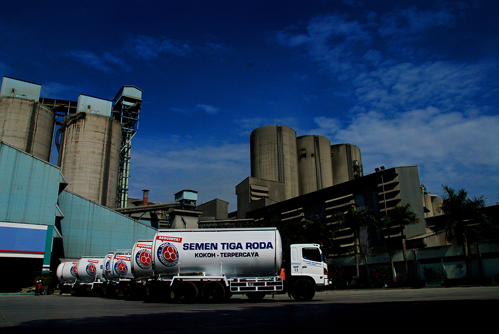 PT Pionirbeton Industri